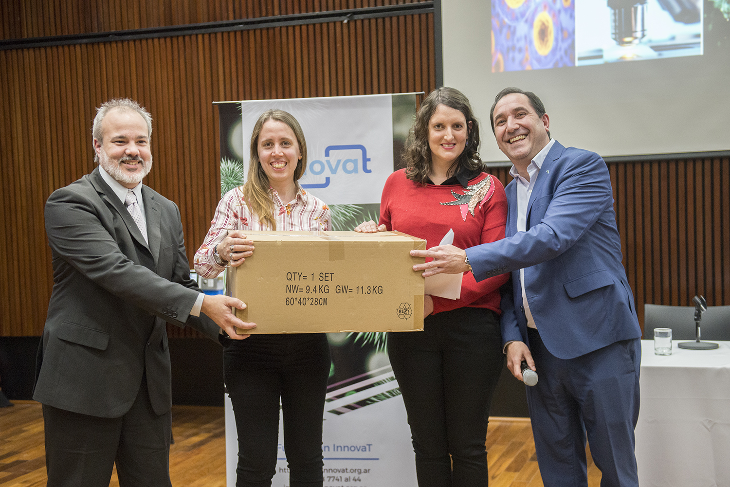 Ceremonia de entrega de premios InnovaT – 25 años – Innovat